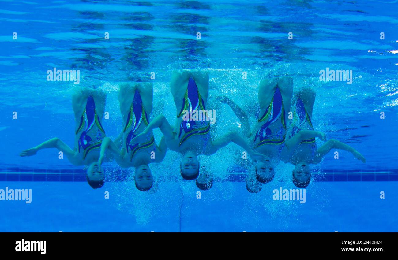 10ThingstoSeeSports - North Korean synchronized swimming team perform ...