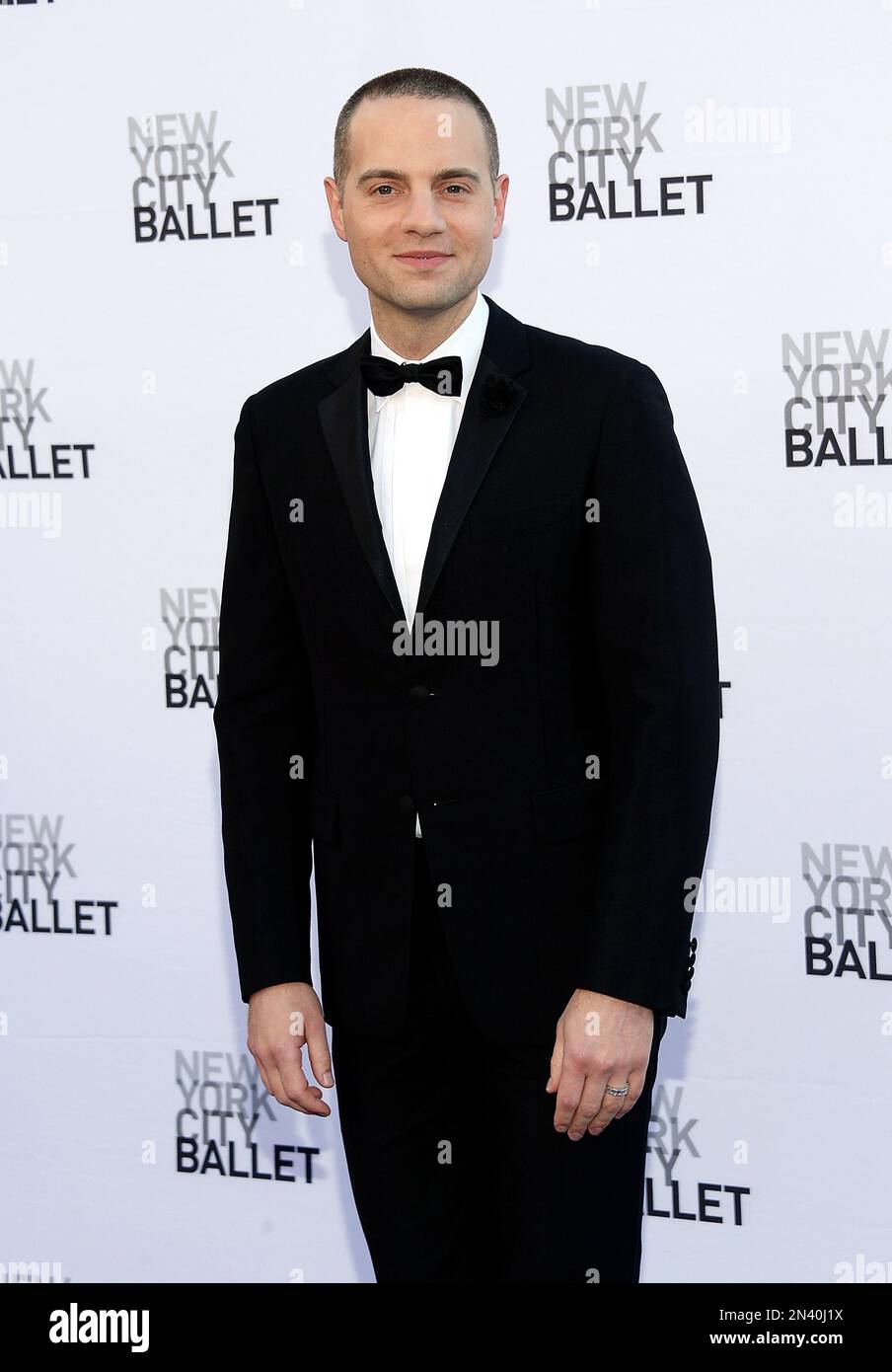 Jordan Roth arrives for the New York City Ballet's Fall Fashion Gala at ...