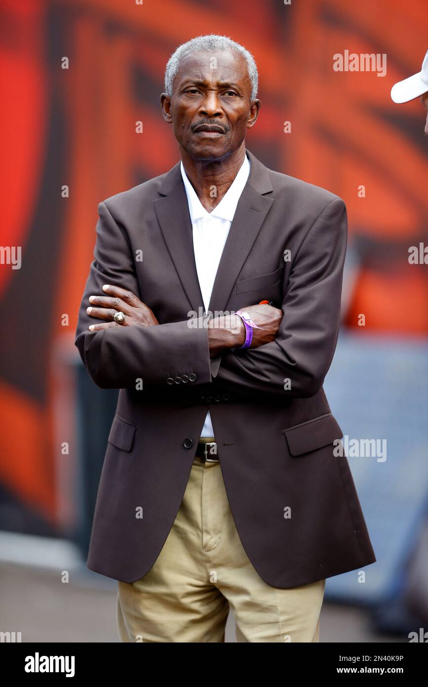 Cleveland Browns legend Paul Warfield stands on the sideline during an ...