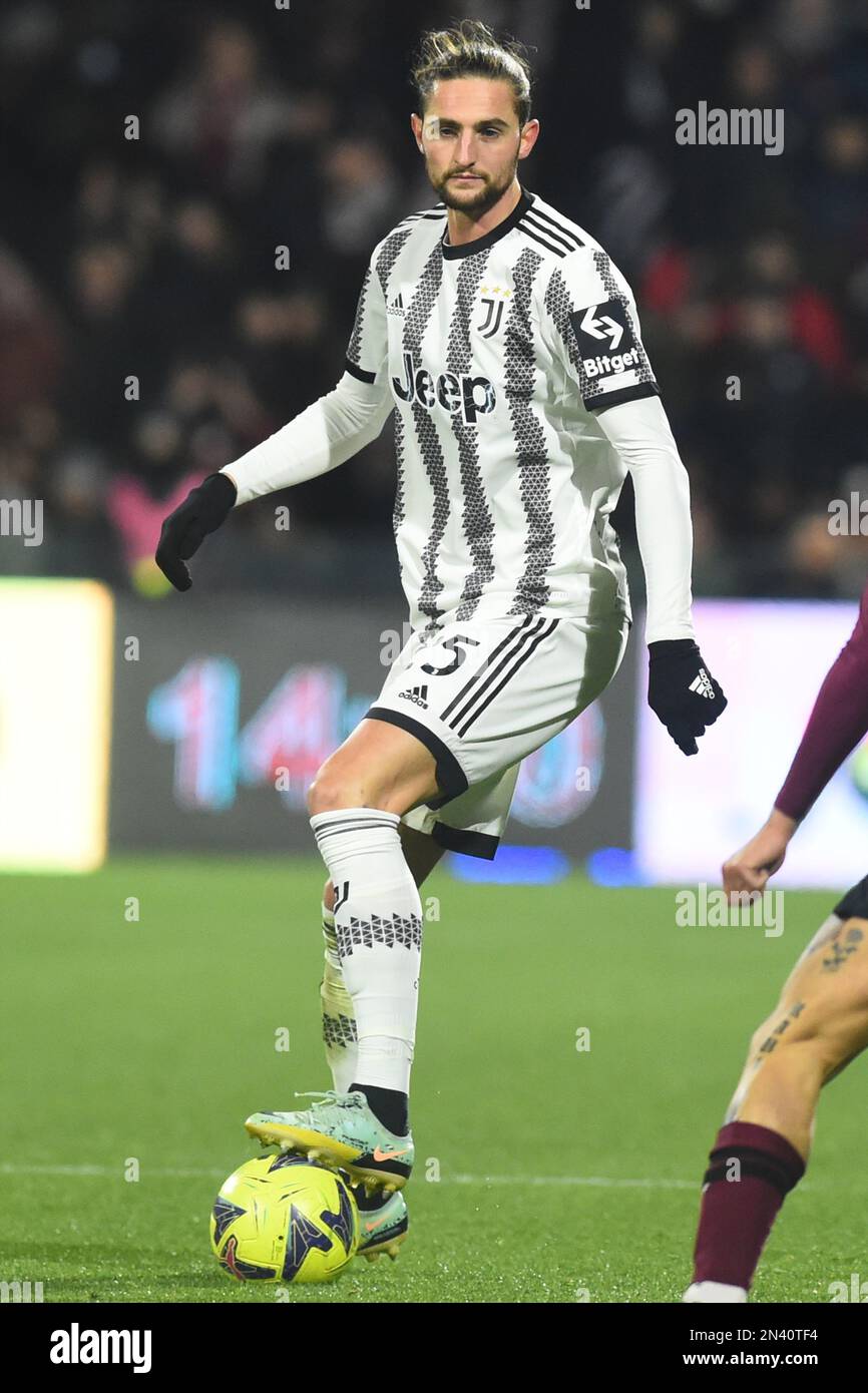 Adrien Rabiot of Juventus FC in action during the Serie A match between ...