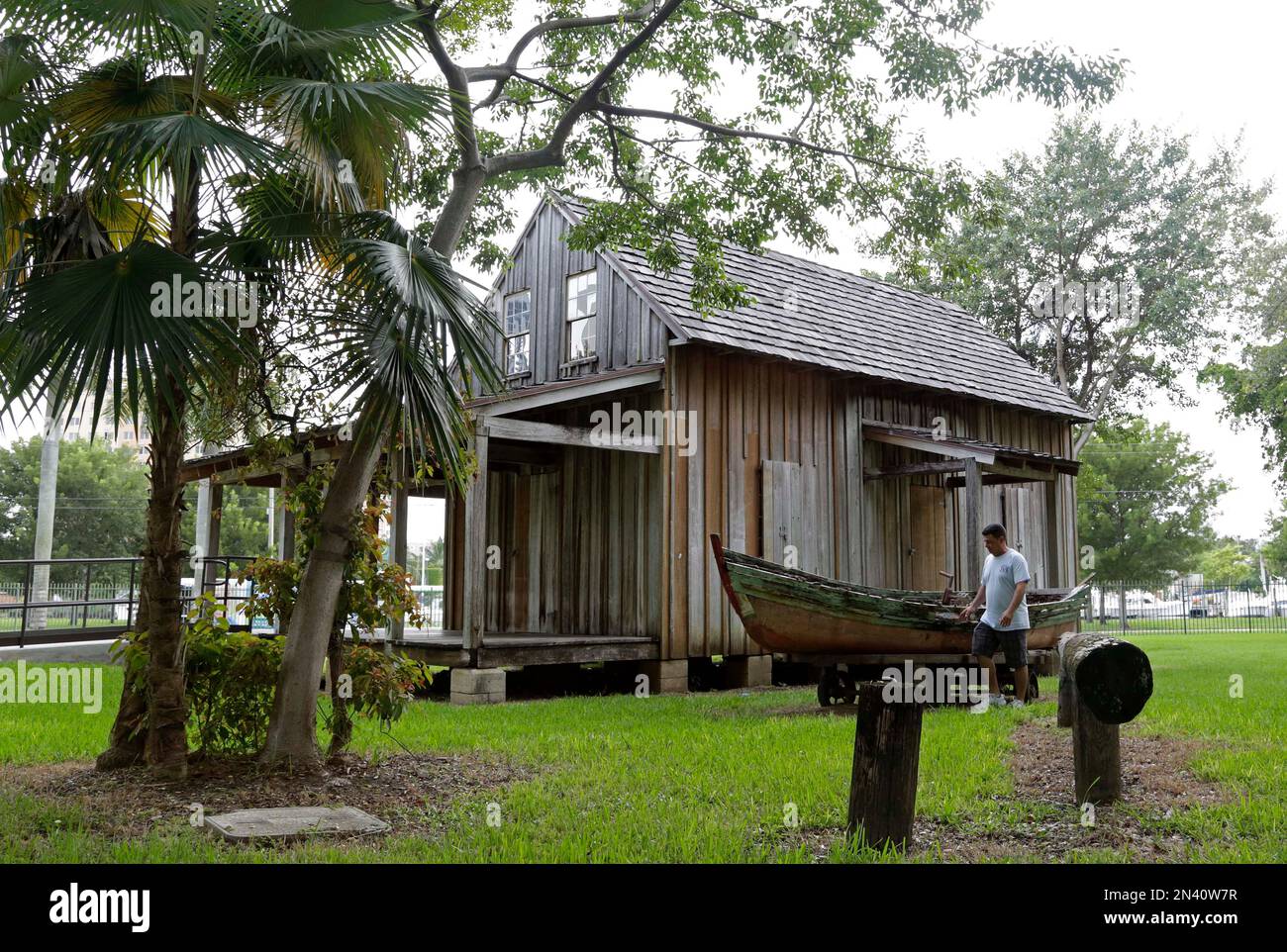 Miami Parks and Recreation worker Rafael Alberto checks the William ...