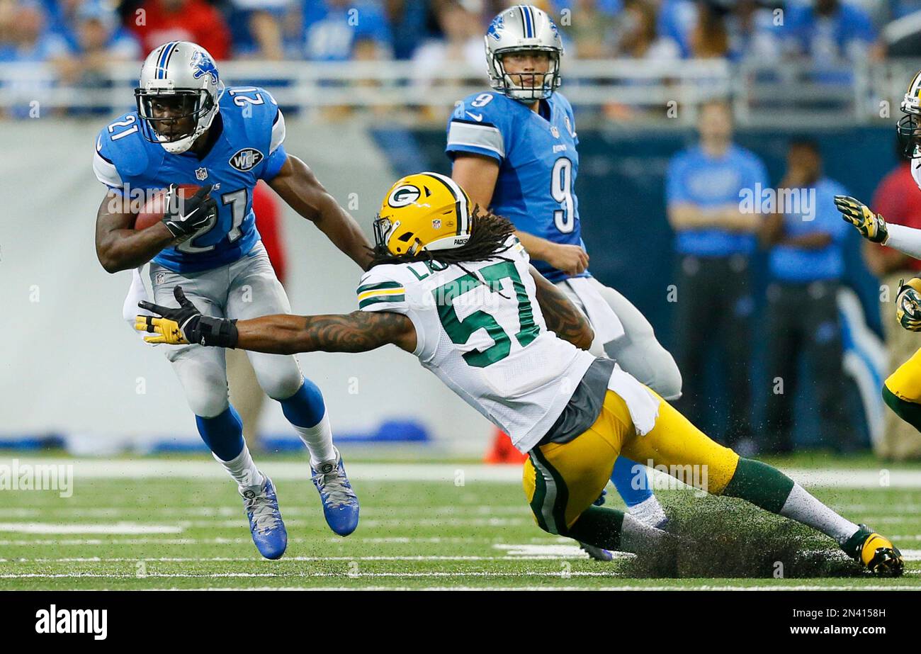 Green Bay Packers inside linebacker Jamari Lattimore (57) reaches in on ...