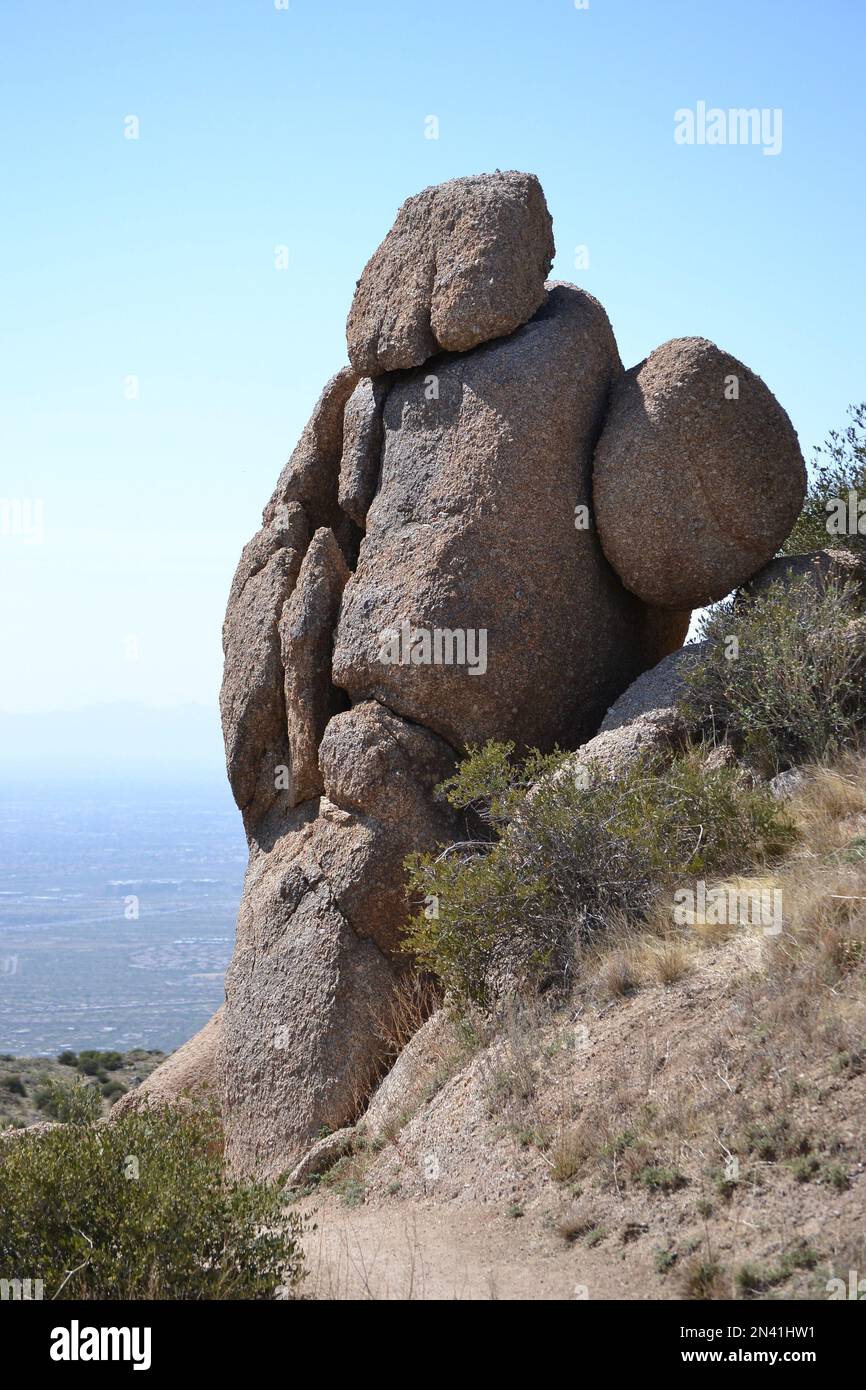 Colossal structures hi-res stock photography and images - Alamy