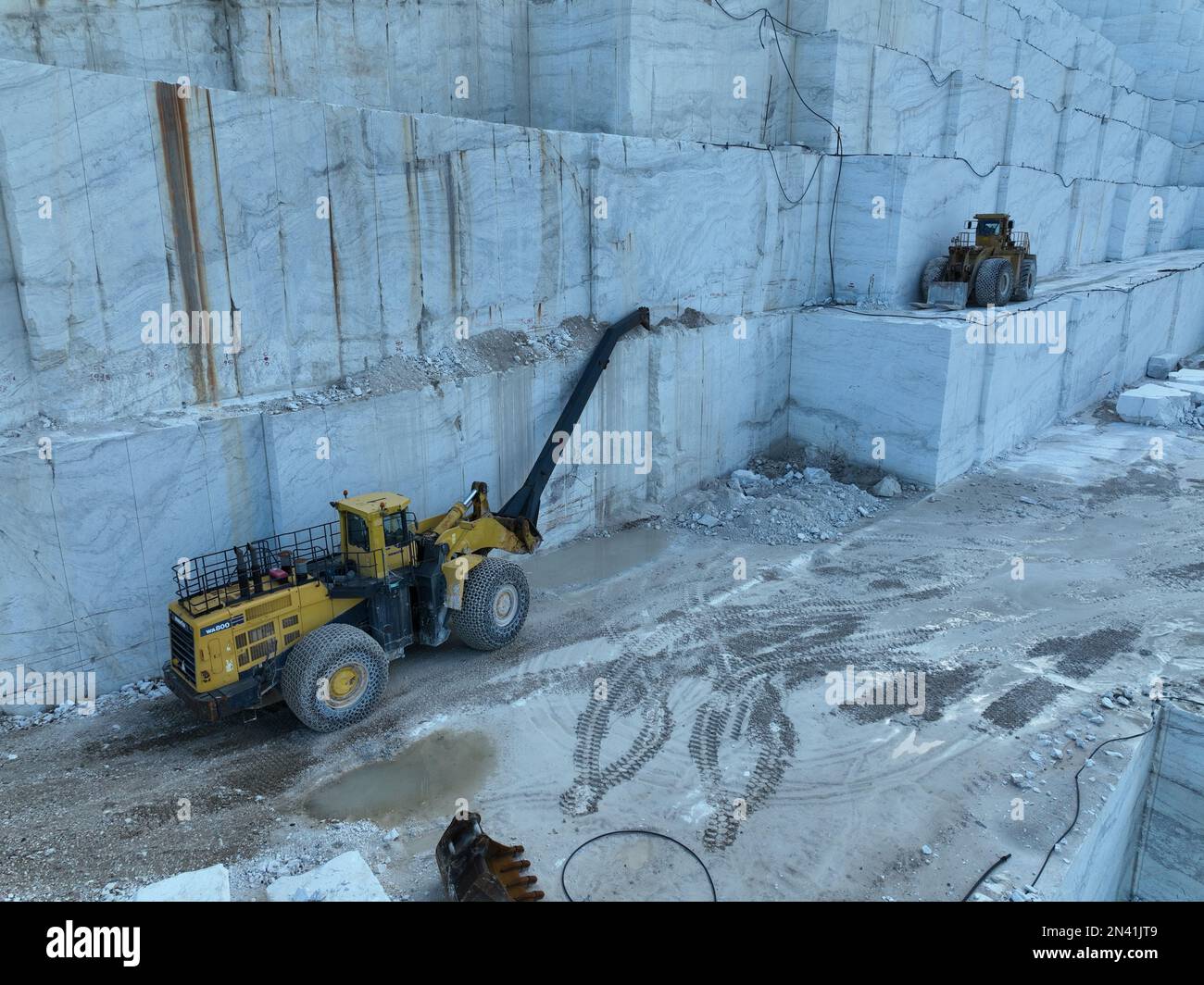 Loading marbles hi-res stock photography and images - Alamy