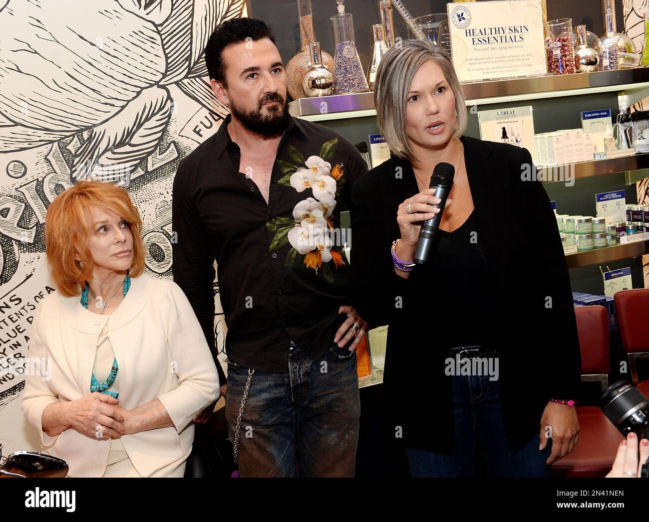 IMAGE DISTRIBUTED FOR KIEHL'S - Actress Ann-Margret, right, and Kiehl's ...