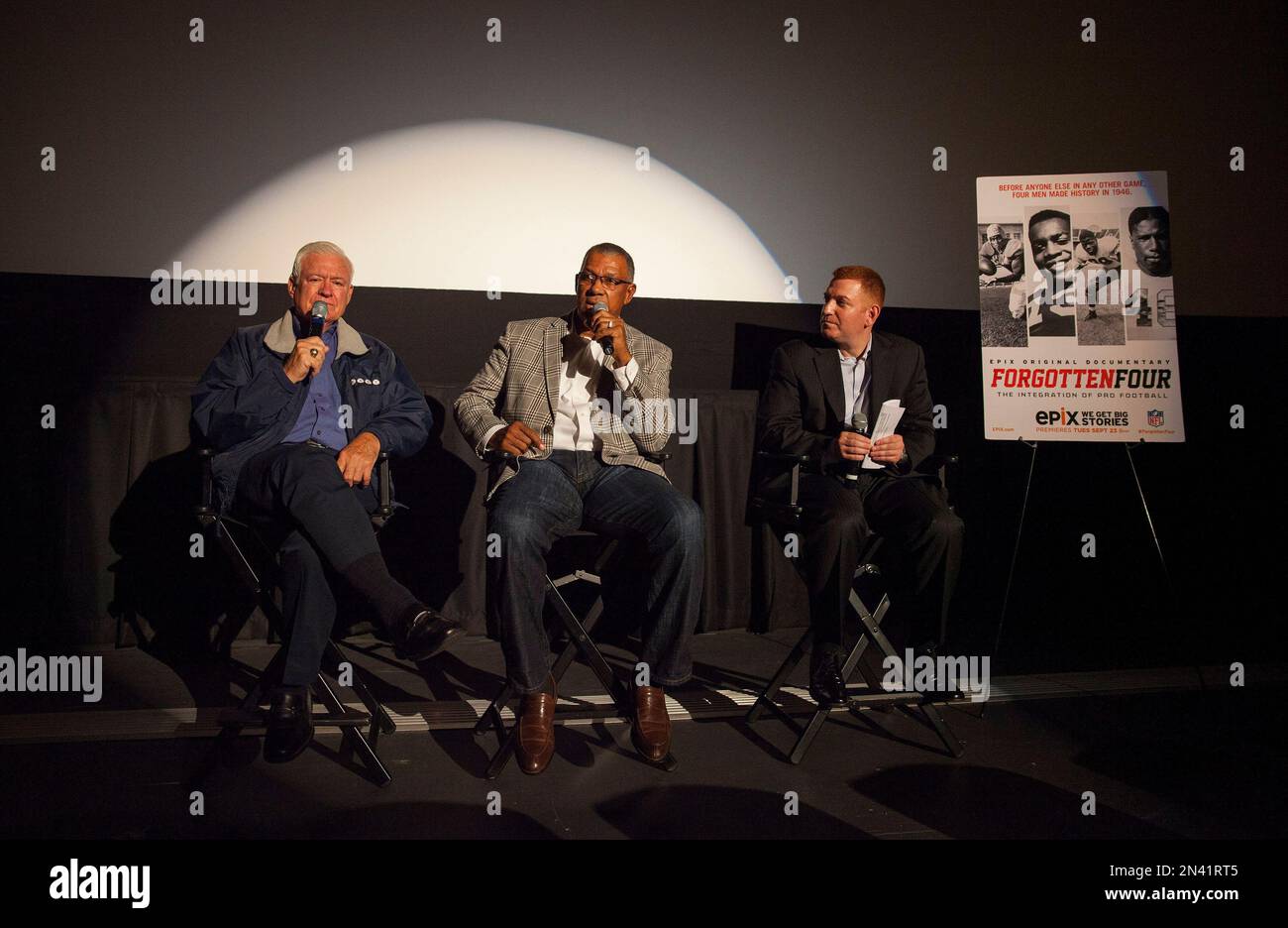 Former Chicago Bears Ronnie Bull, Bruce Herron and Chicago Bears ...