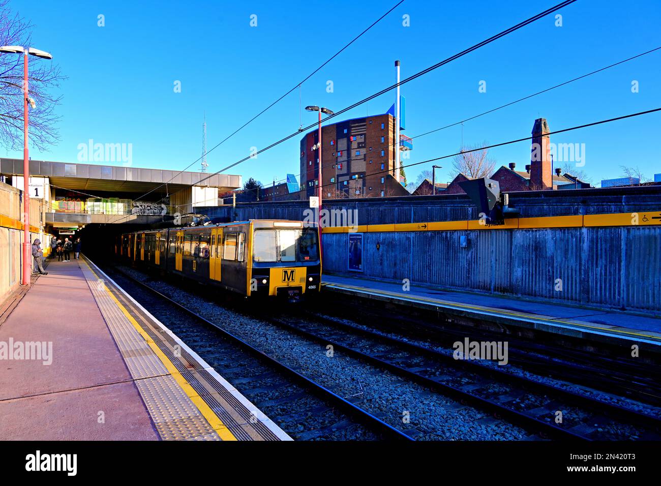 NZ7 4067 Tyne and Wear Metro train at the Byker Station next to the ...