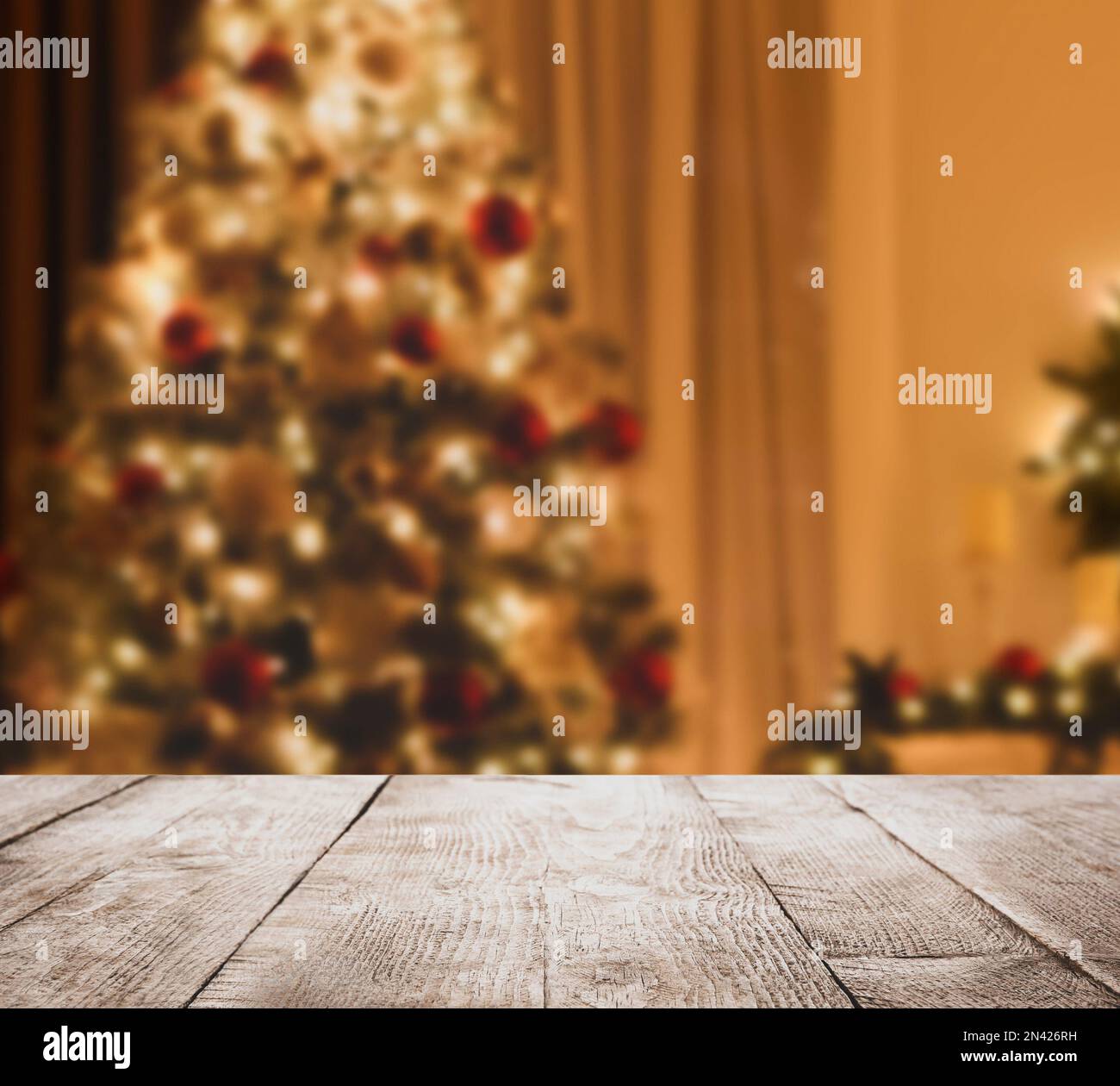 Mockup christmas wreath in hi-res stock photography and images - Alamy