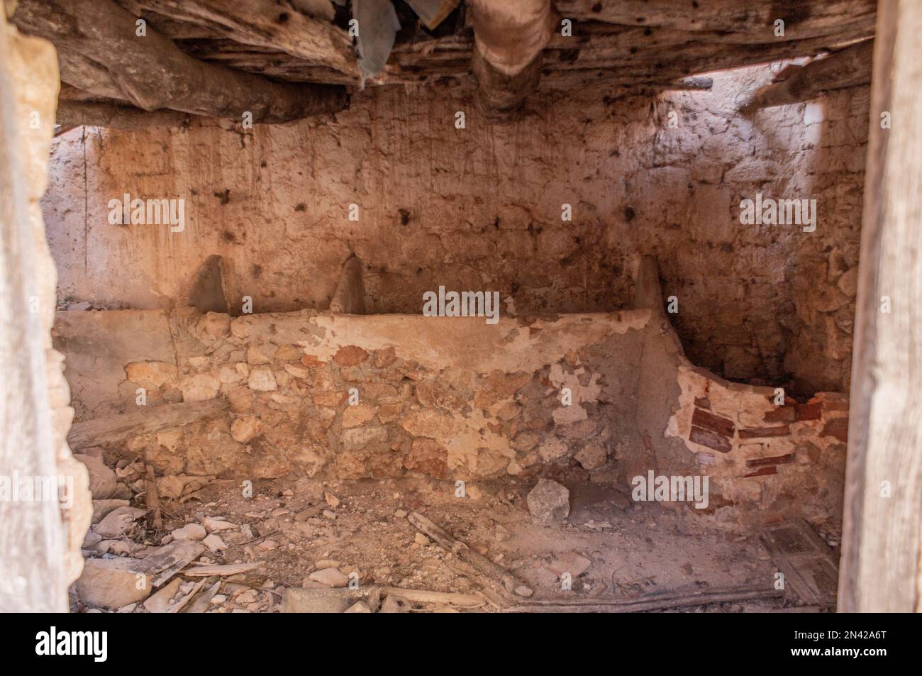 Manger Castillo de Santiago de la Torre, medieval fortress in the ...