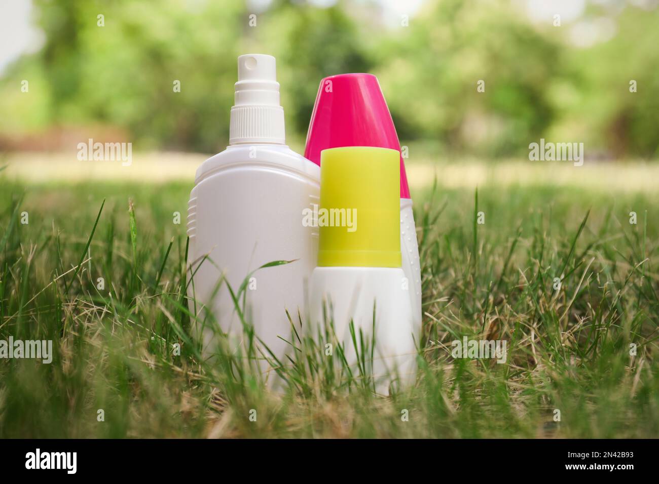 Bite plastic bottles hi-res stock photography and images - Alamy