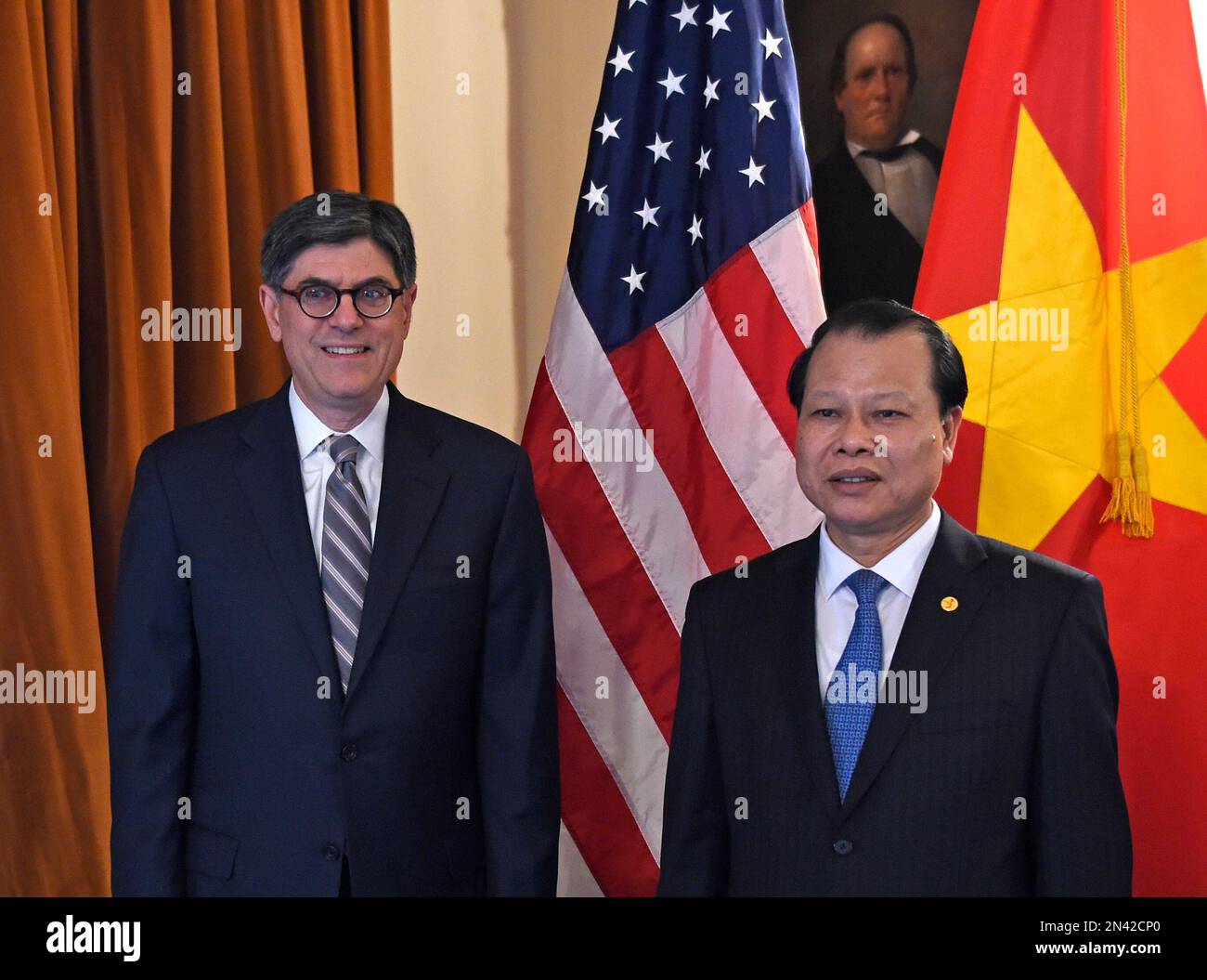 Treasury Secretary Jacob Lew poses for a photo with Vietnamese Deputy ...