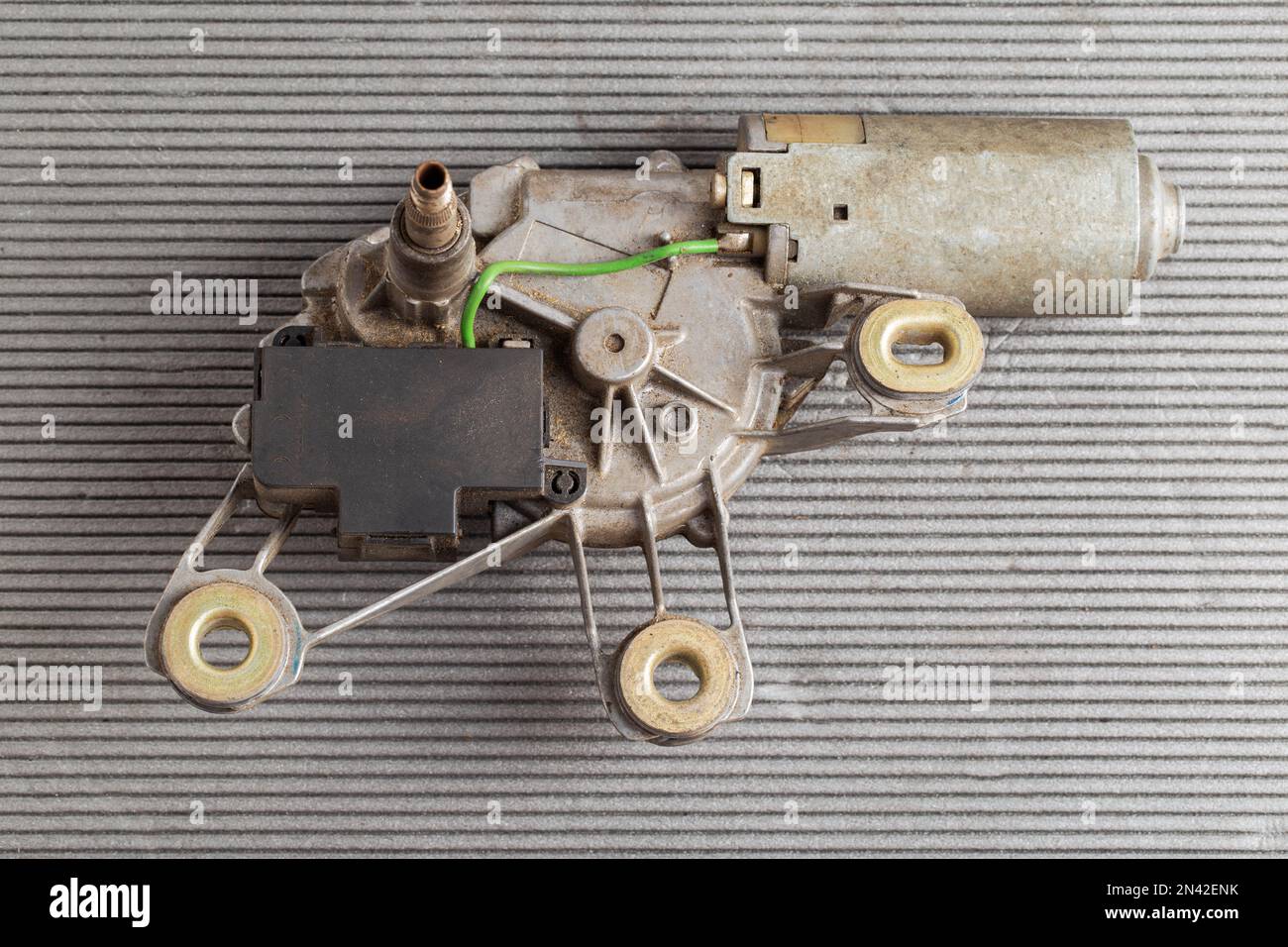 Car wiper mechanism hi-res stock photography and images - Alamy