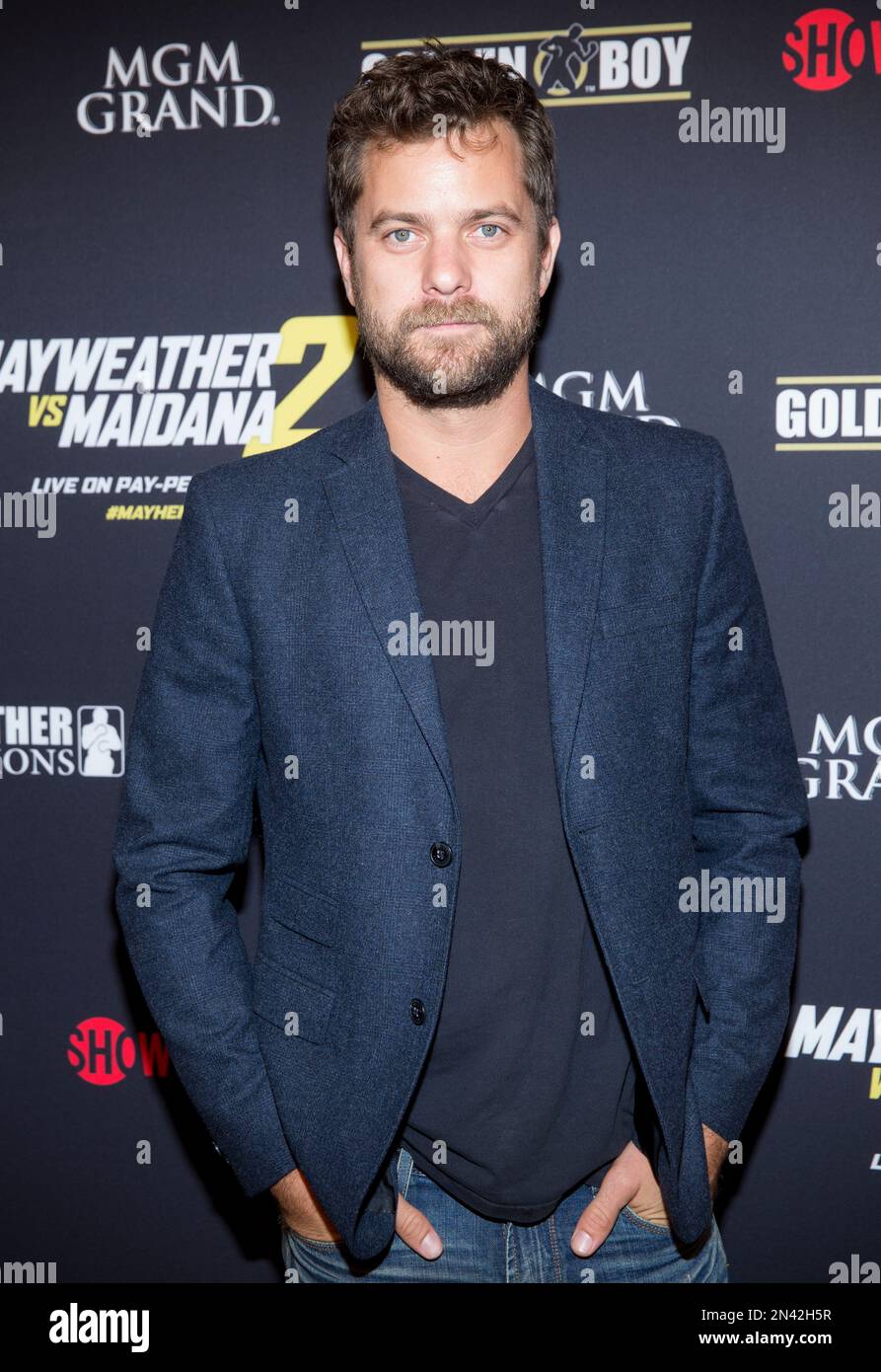 Joshua Jackson arrives at the VIP Pre-Fight Party for Mayhem ...