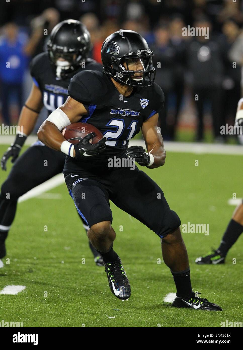 Buffalo running back Devin Campbell (21) runs against Baylor during the ...