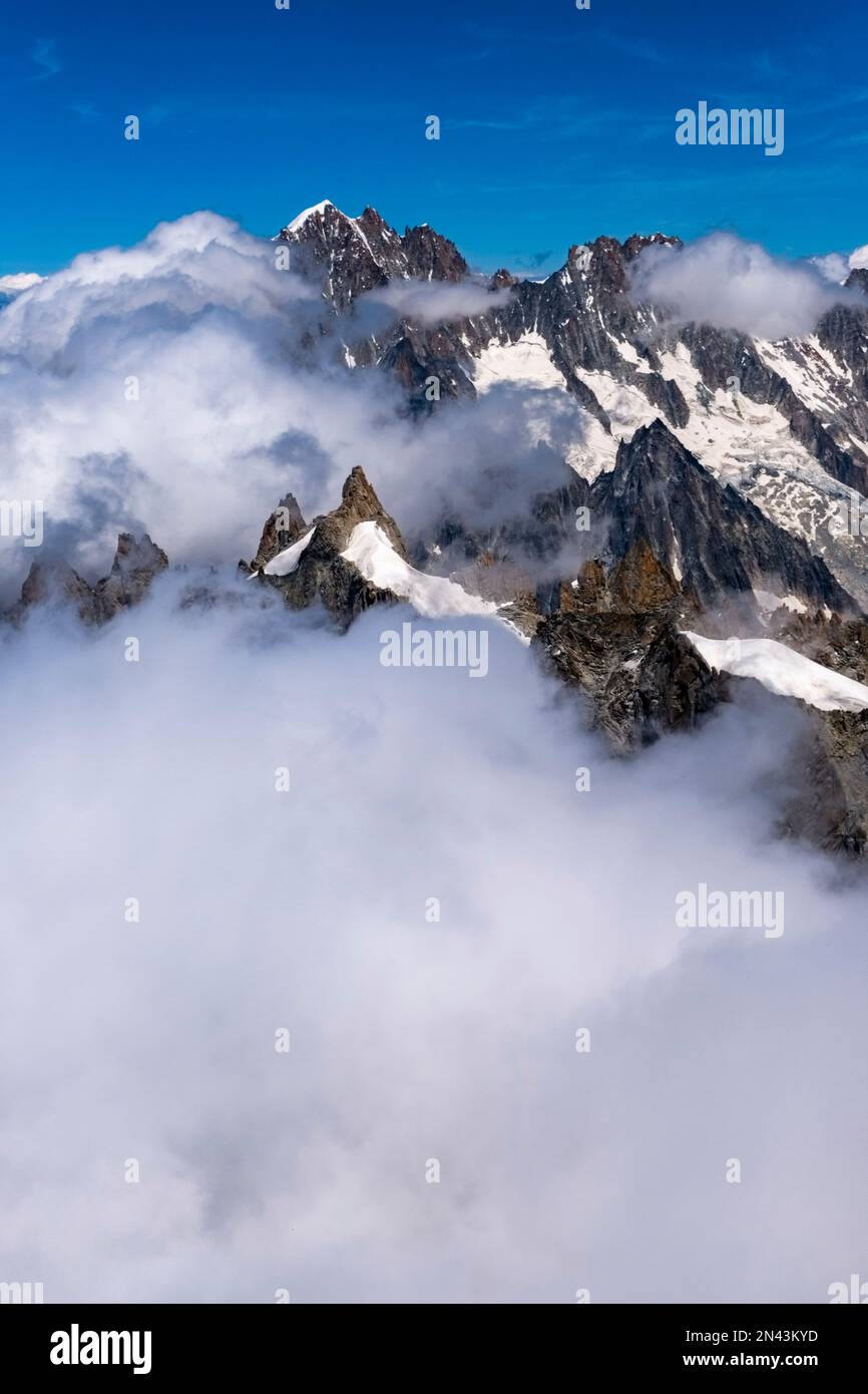 View from Aiguille du Midi of the peaks of the eastern Mont Blanc ...