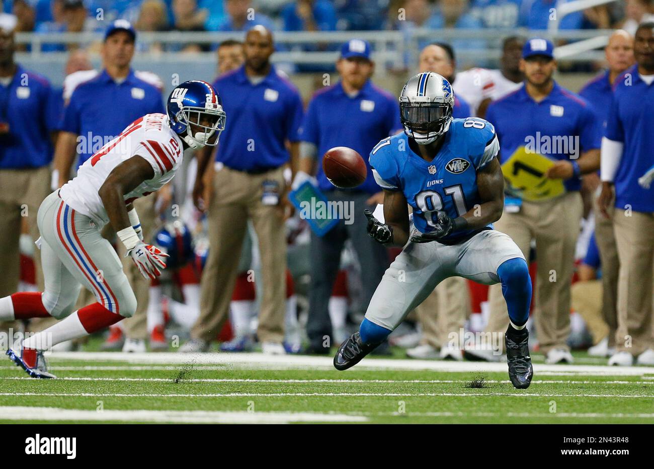 Detroit Lions wide receiver Calvin Johnson (81) makes a catch during ...