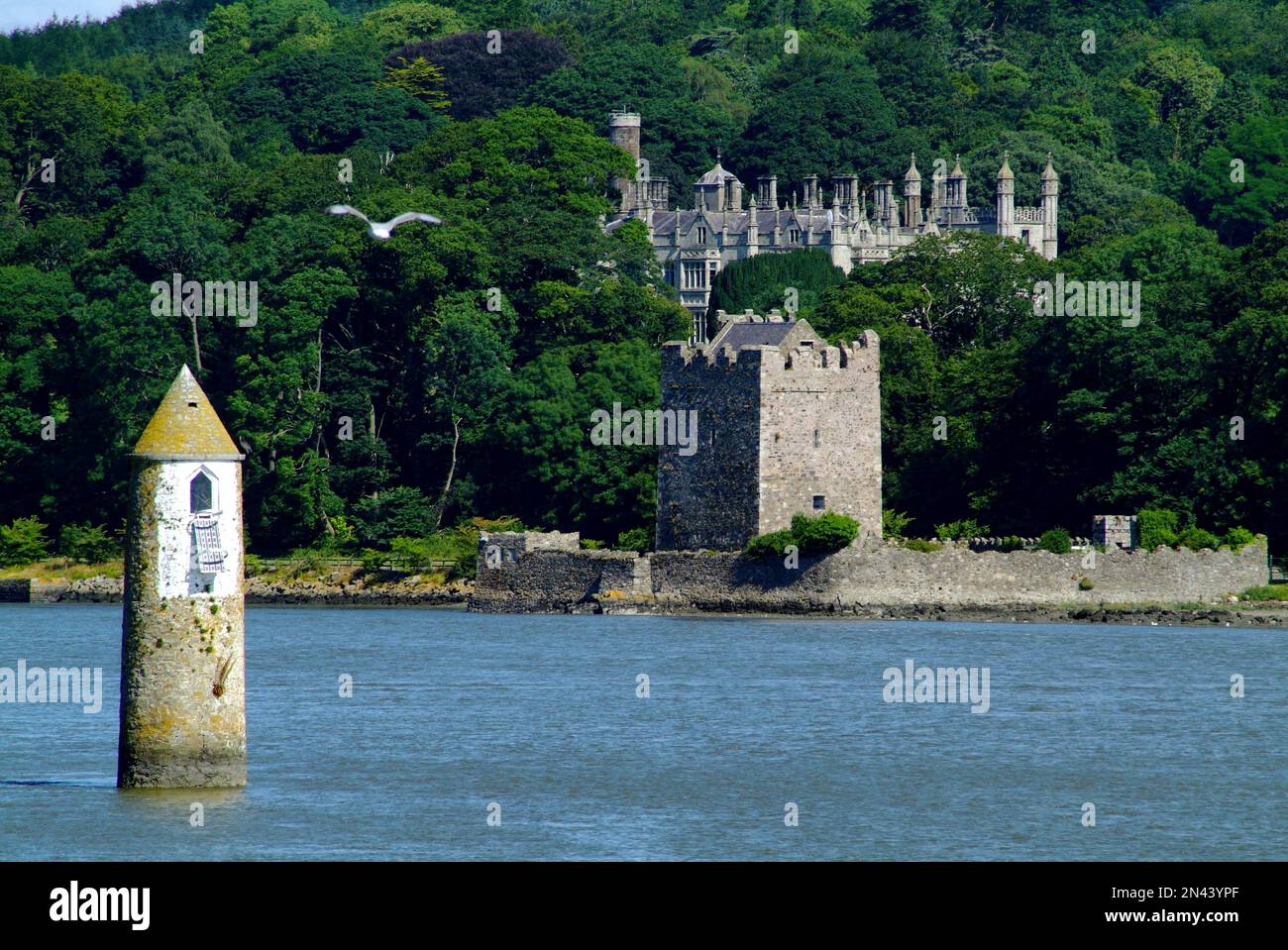 Narrow water castle ireland hi-res stock photography and images - Alamy