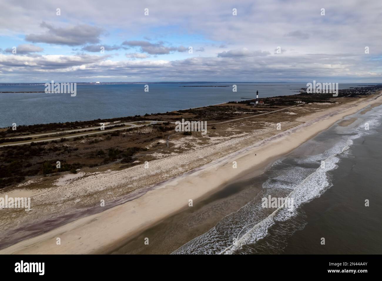 An aerial view of sea waves breaking beach Stock Photo - Alamy