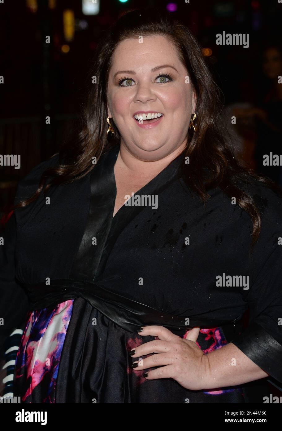 Actress Melissa McCarthy arrives at the "St. Vincent" premiere during ...