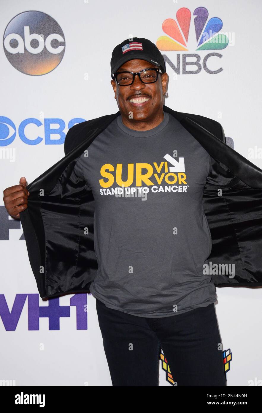Charlie Wilson arrives at the 4th Annual Stand Up 2 Cancer Live Benefit ...