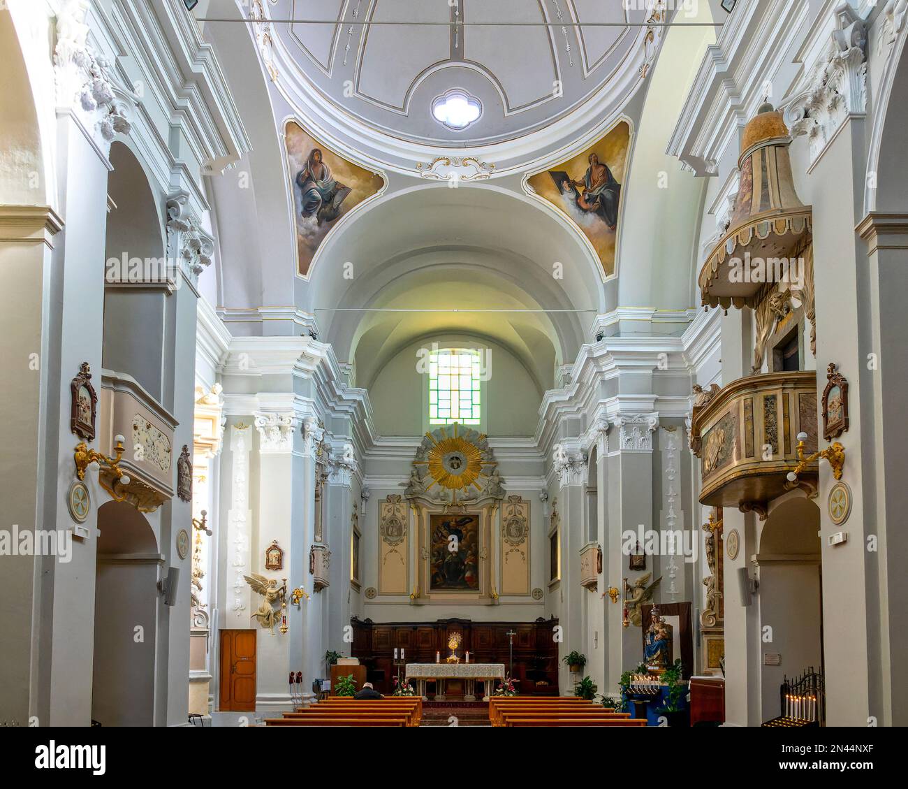 Interior of the church of Sant'Antonio Abate, Pianella, Italy Stock ...