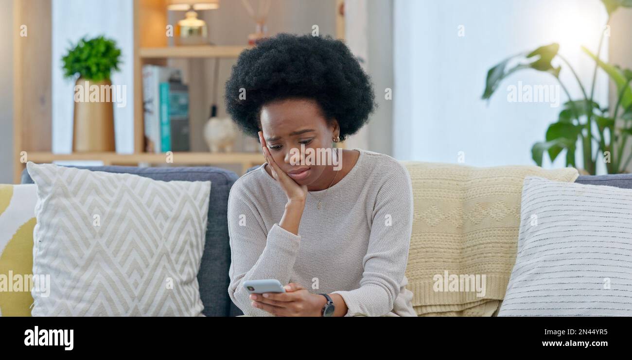 Angry african woman text hi-res stock photography and images - Alamy