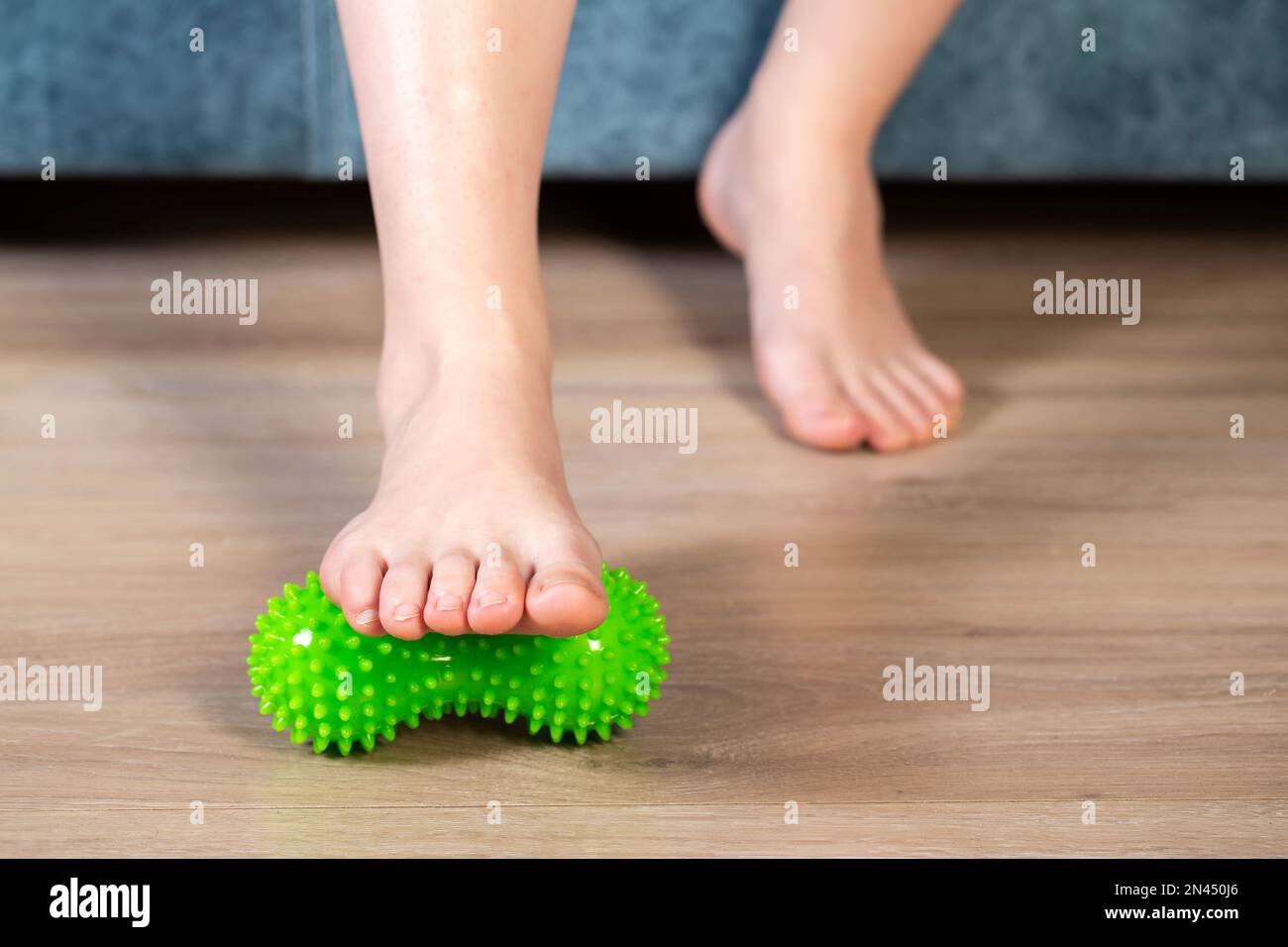Home physiotherapy hi-res stock photography and images - Alamy