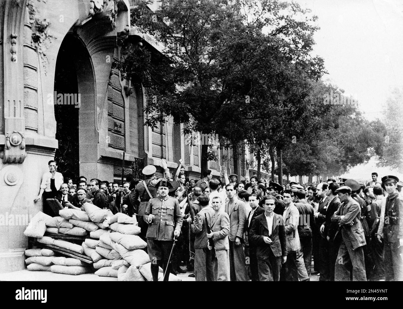 Photo shows a scene from the Spanish Civil War in the 1930s. Exact date ...