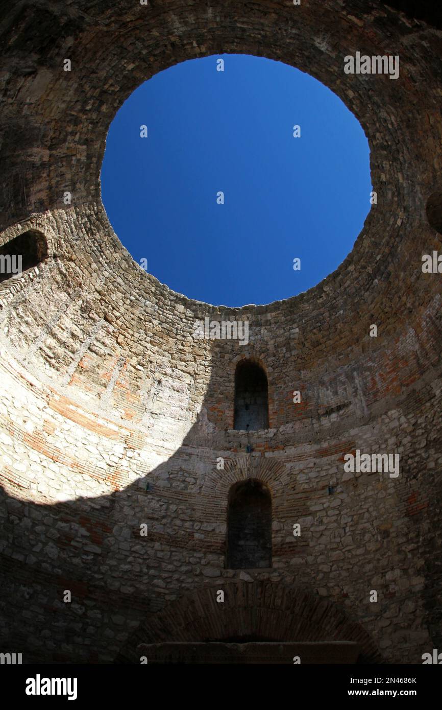 Vestibule diocletians palace split croatia hi-res stock photography and ...