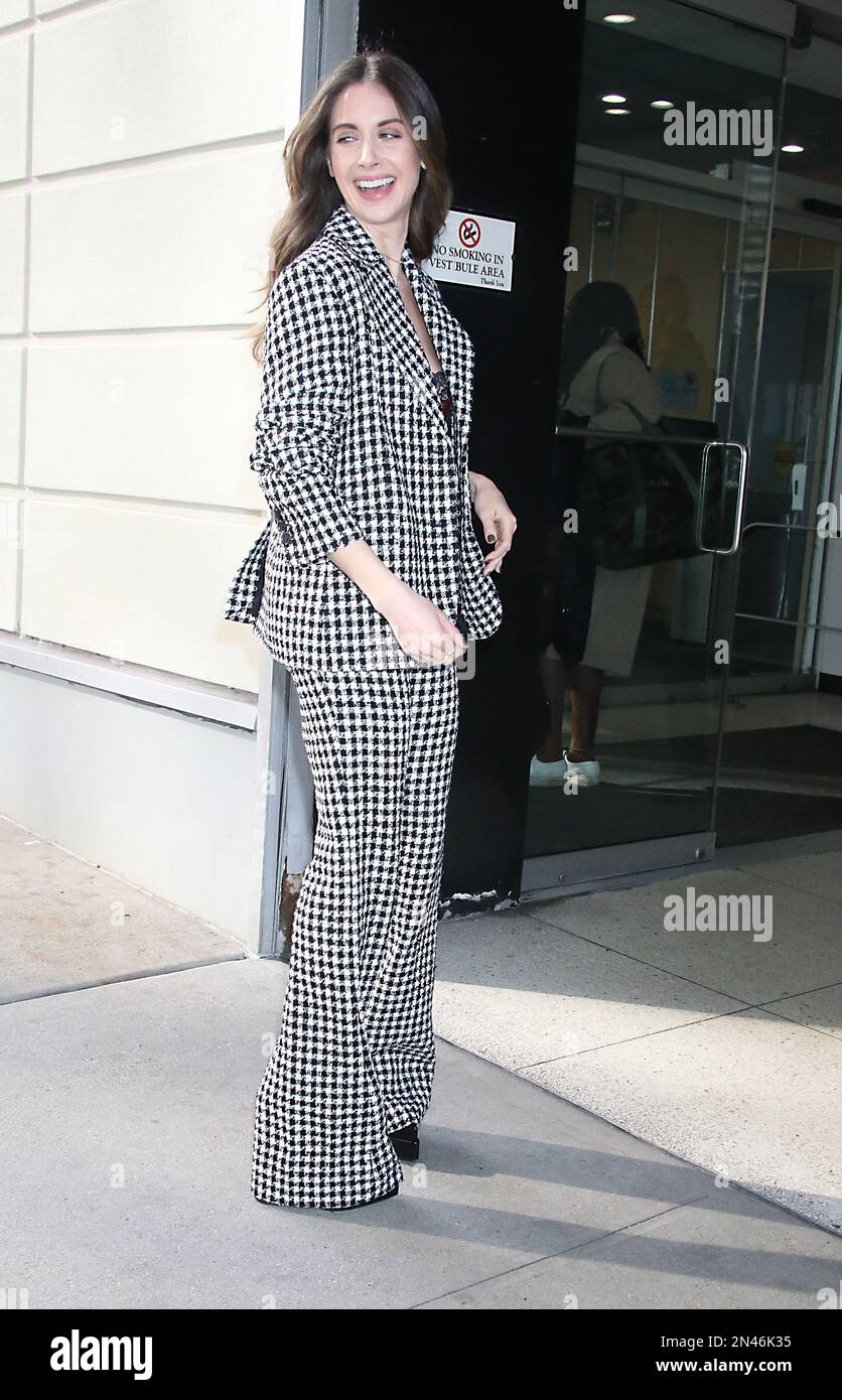 New York, NY, USA. 07th Feb, 2023. Alison Brie at The Drew Barrymore ...