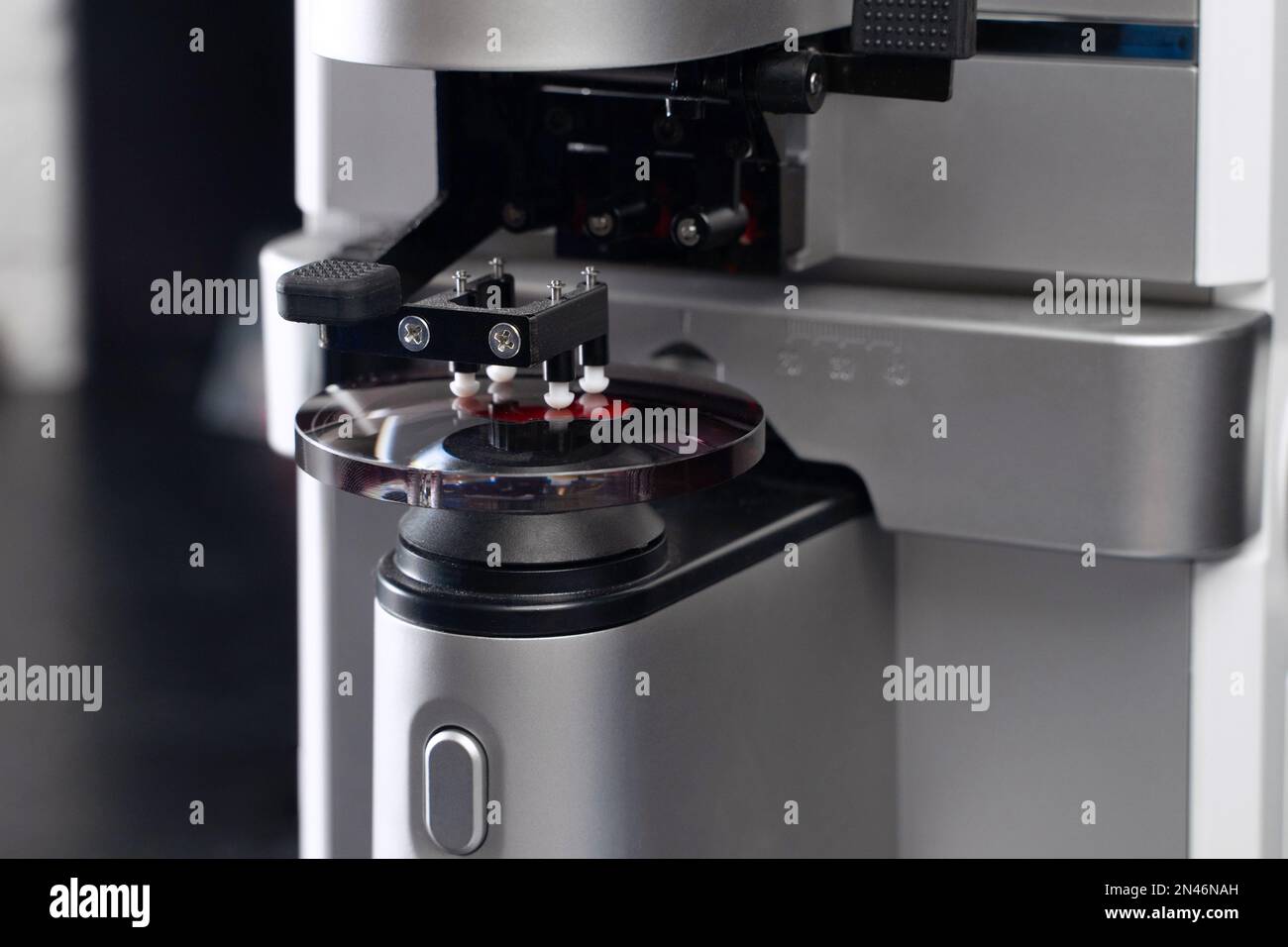Glasses lens factory made for optometrist and optician workshop ...