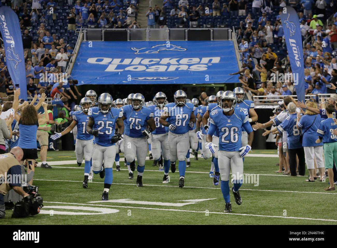 Detroit Lions running back Mikel Leshoure (25) runs on to Ford Field ...