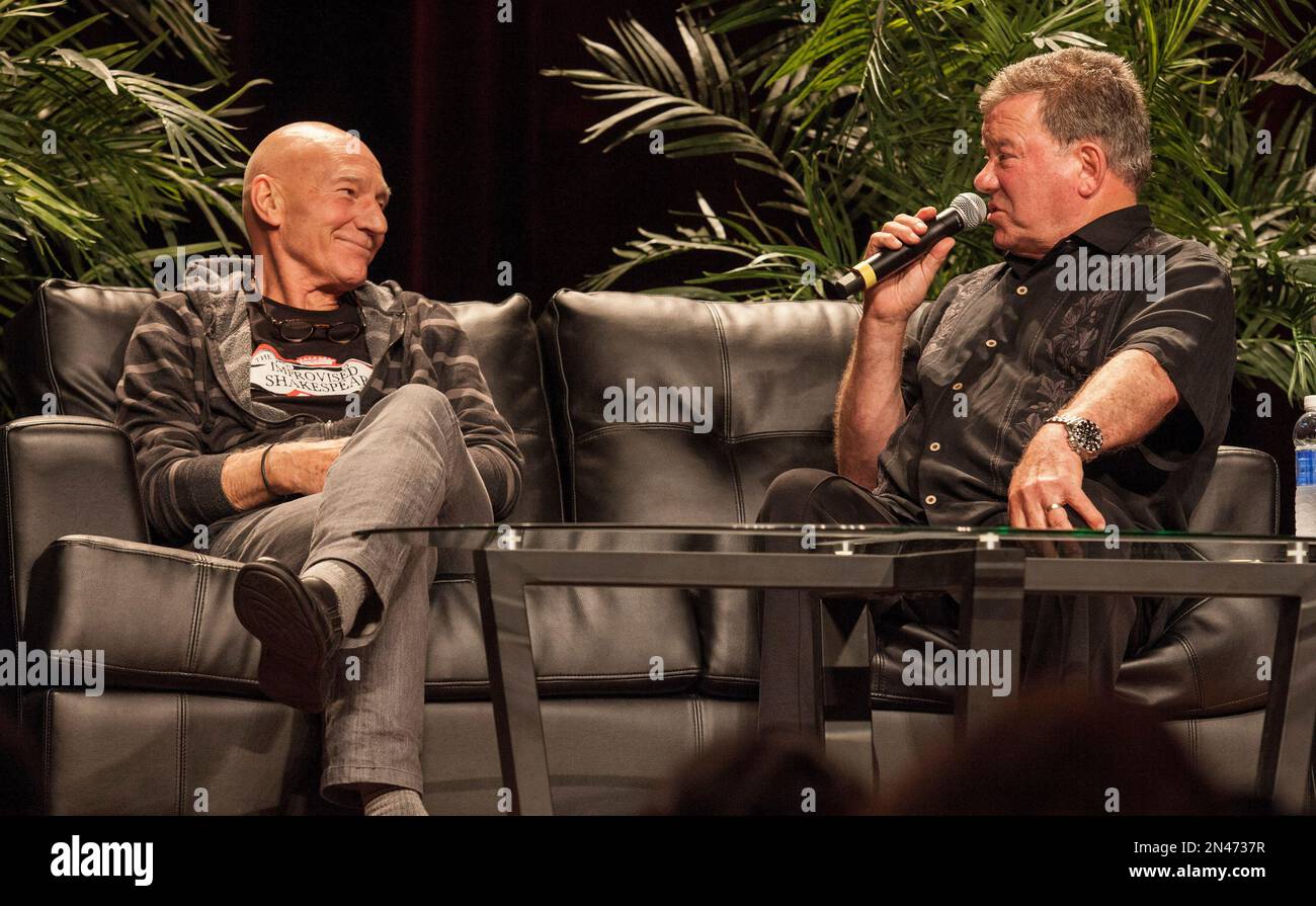 Actors Patrick Stewart and William Shatner during the Star Trek: The ...