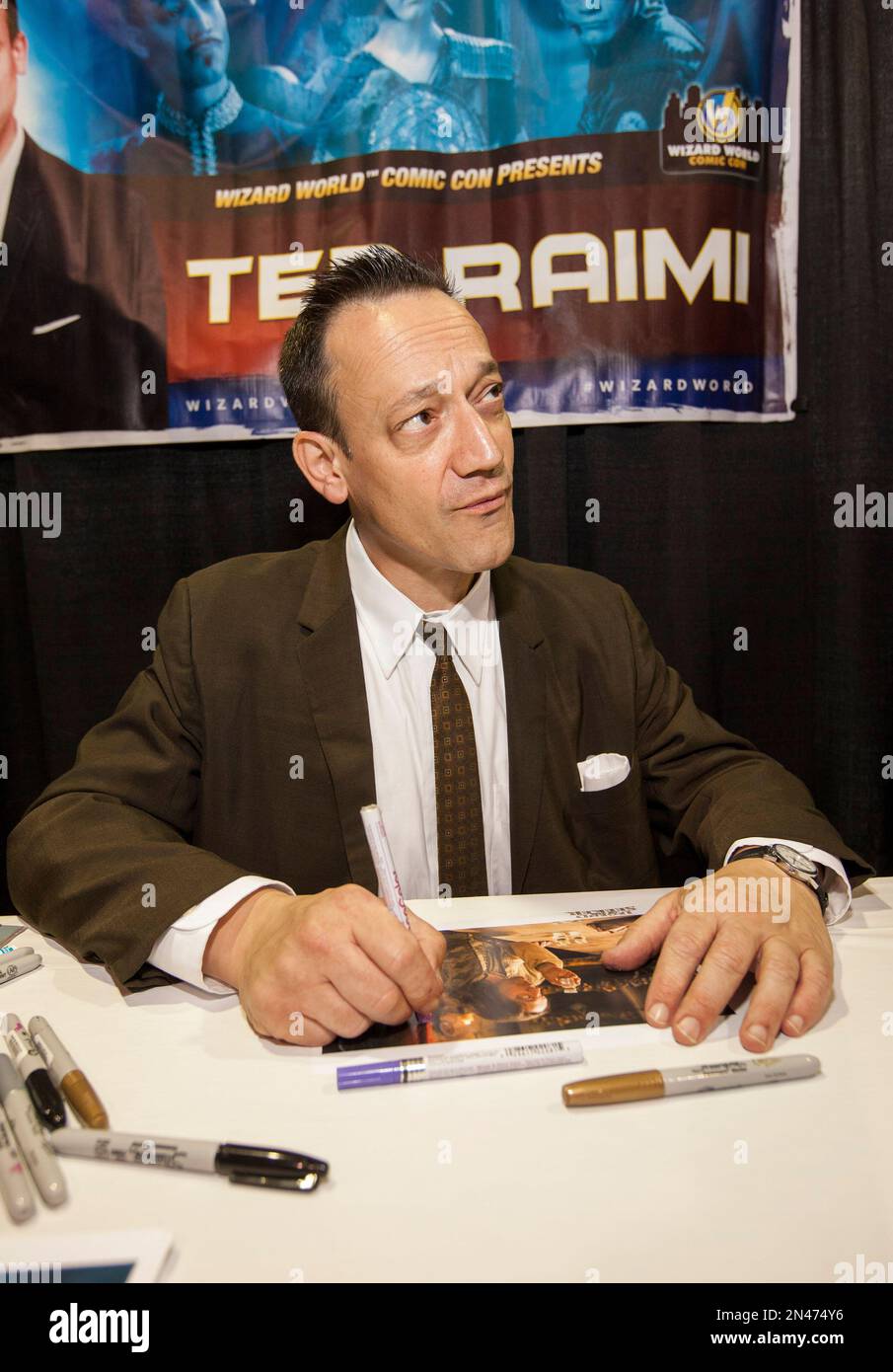 Actor Ted Raimi signs autographs during the Wizard World Chicago Comic ...