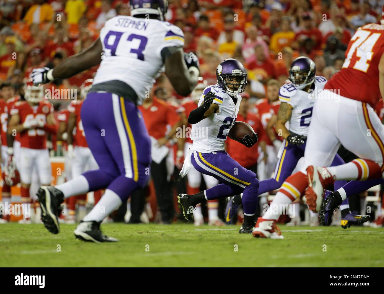 Minnesota Vikings cornerback Shaun Prater (27) returns an interception ...