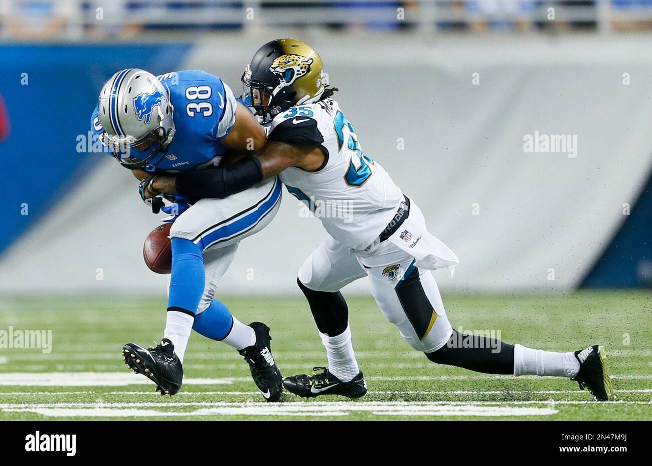 Jacksonville Jaguars cornerback Demetrius McCray (35) forces a Detroit ...