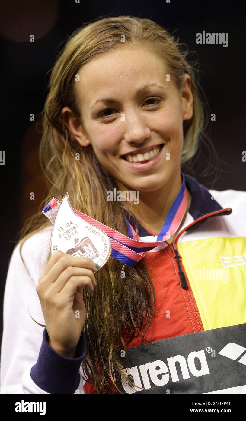 Spain's Jessica Vall Montero shows off her bronze medal during the ...