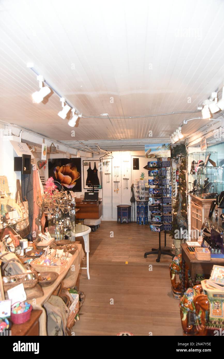 La Jolla, CA. USA.1/1/2023. The petite CAVE STORE. Home to a tunnel ...