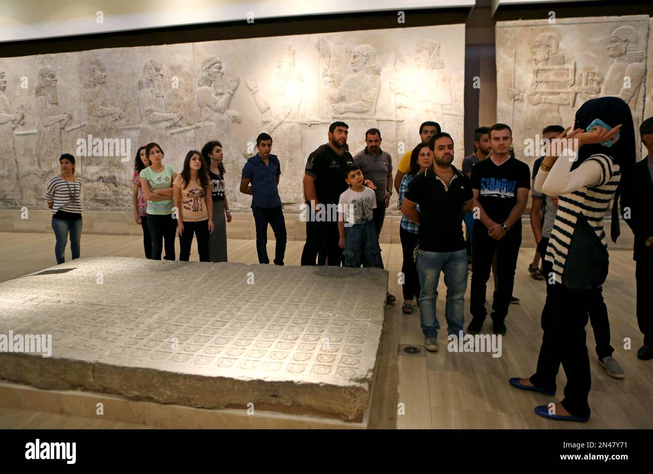People invited for a ceremony inaugurating two renovated halls, visit ...