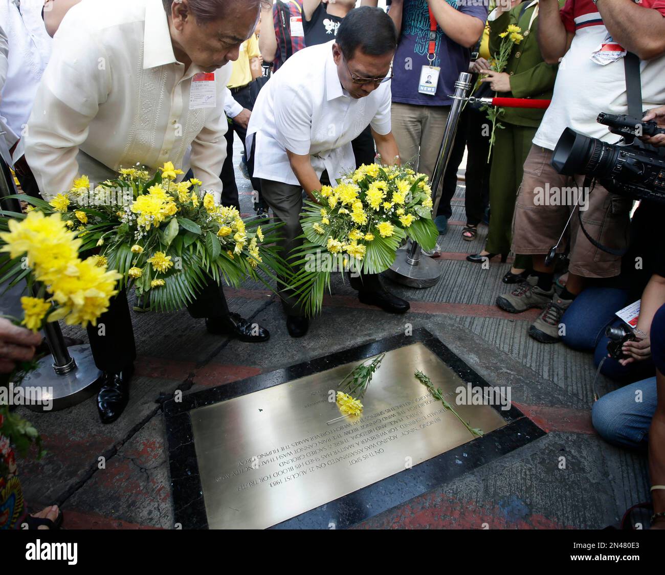 Philippine Vice-president Jejomar Binay, right, and former Senator ...