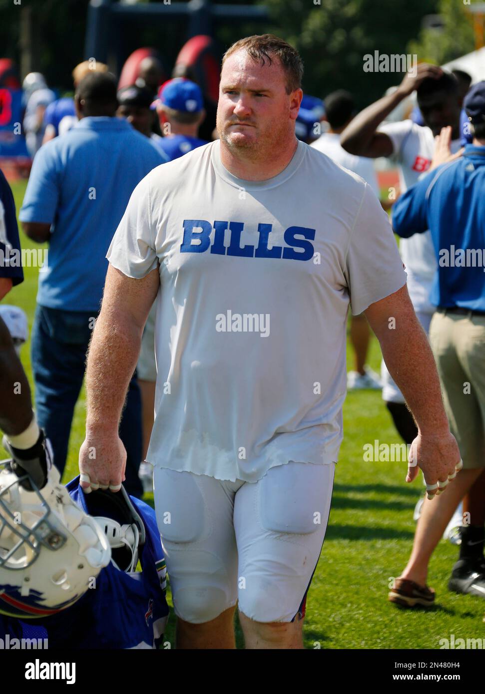Buffalo Bills defensive tackle Kyle Williams (95) leaves the field ...