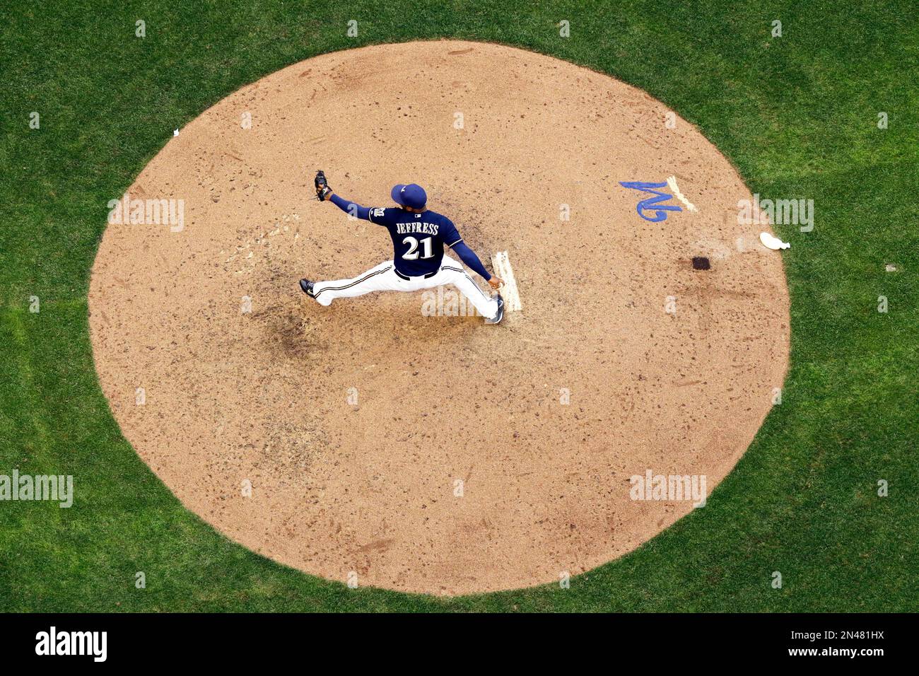 Milwaukee Brewers relief pitcher Jeremy Jeffress throws during the ...
