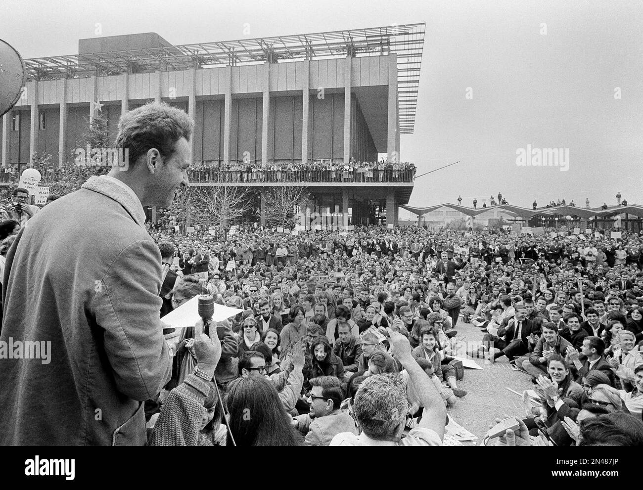 Mario Savio, leader of the Berkeley Free Speech Movement, speaks to ...