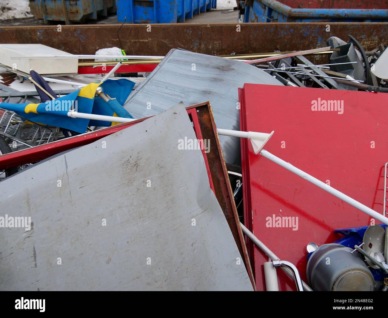 Scrap metal recycling plant and crane-loading scrap in a train Stock ...