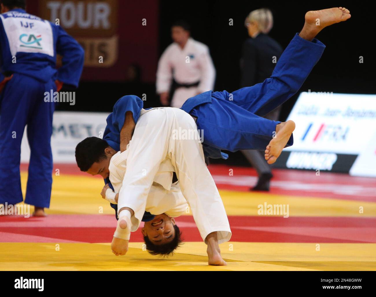 YANG YUNG WEI of CHINESE TAIPEI and GARBOA BRYAN of ECUADOR during the ...