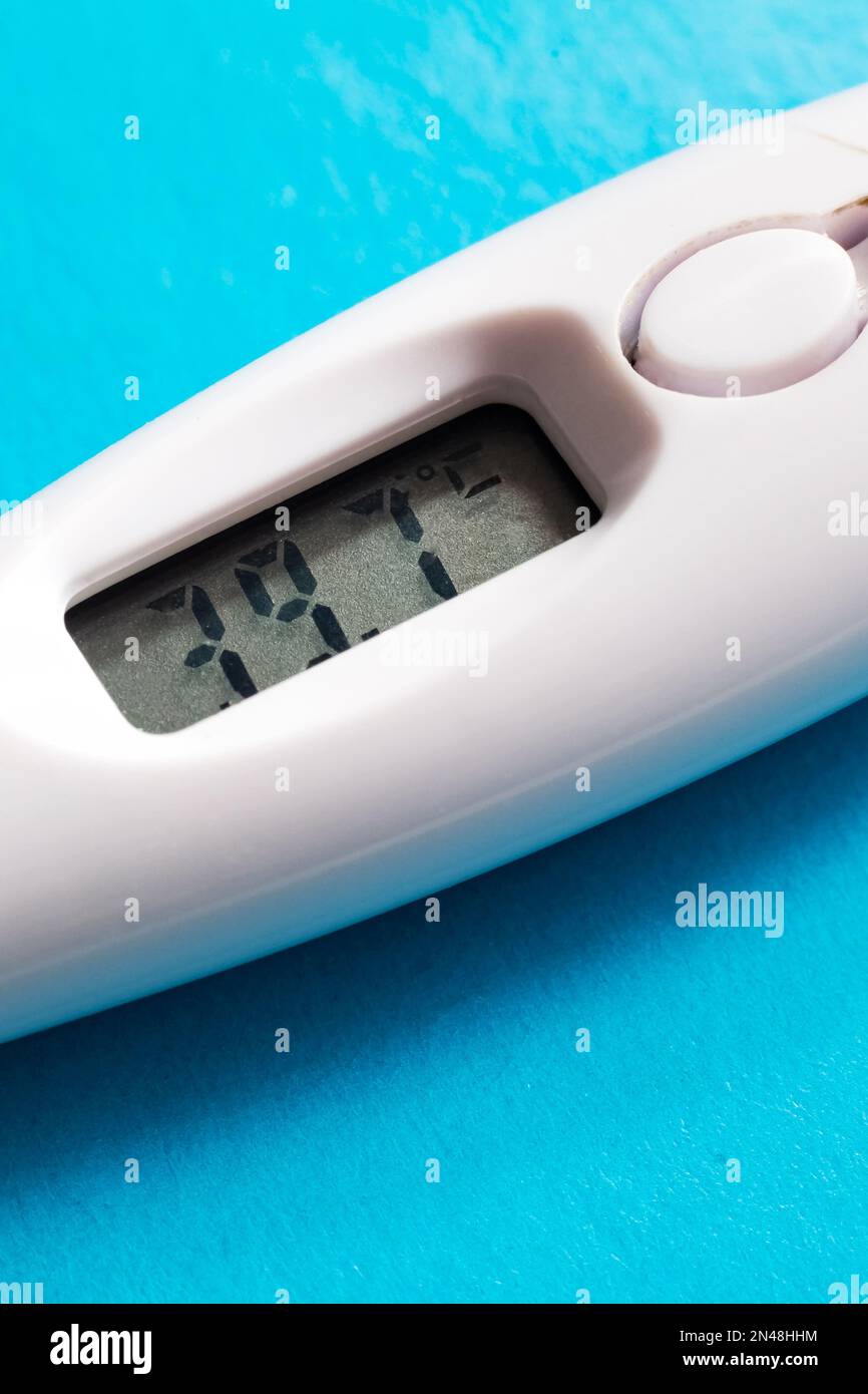 Elevated temperature on an electronic thermometer close up Stock Photo ...