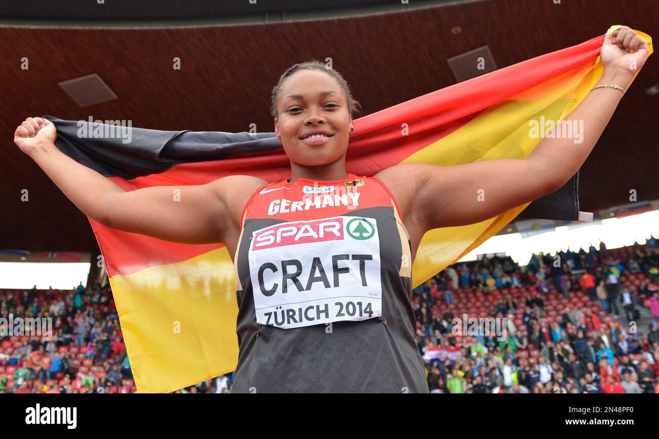 Germany's Shanice Craft celebrates with the German flag after winning ...