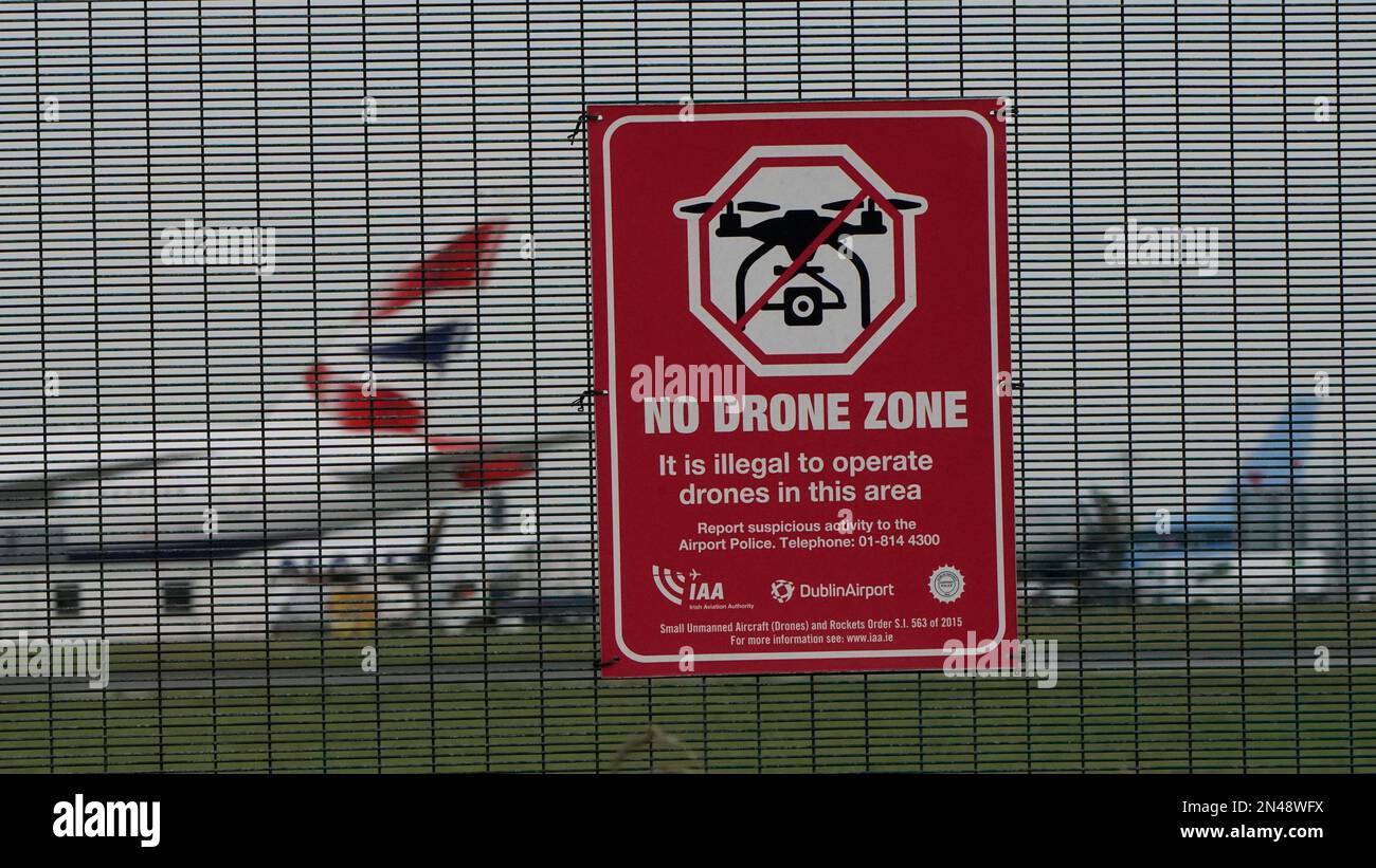 A warning sign against the use of drones on the perimeter fencing at ...