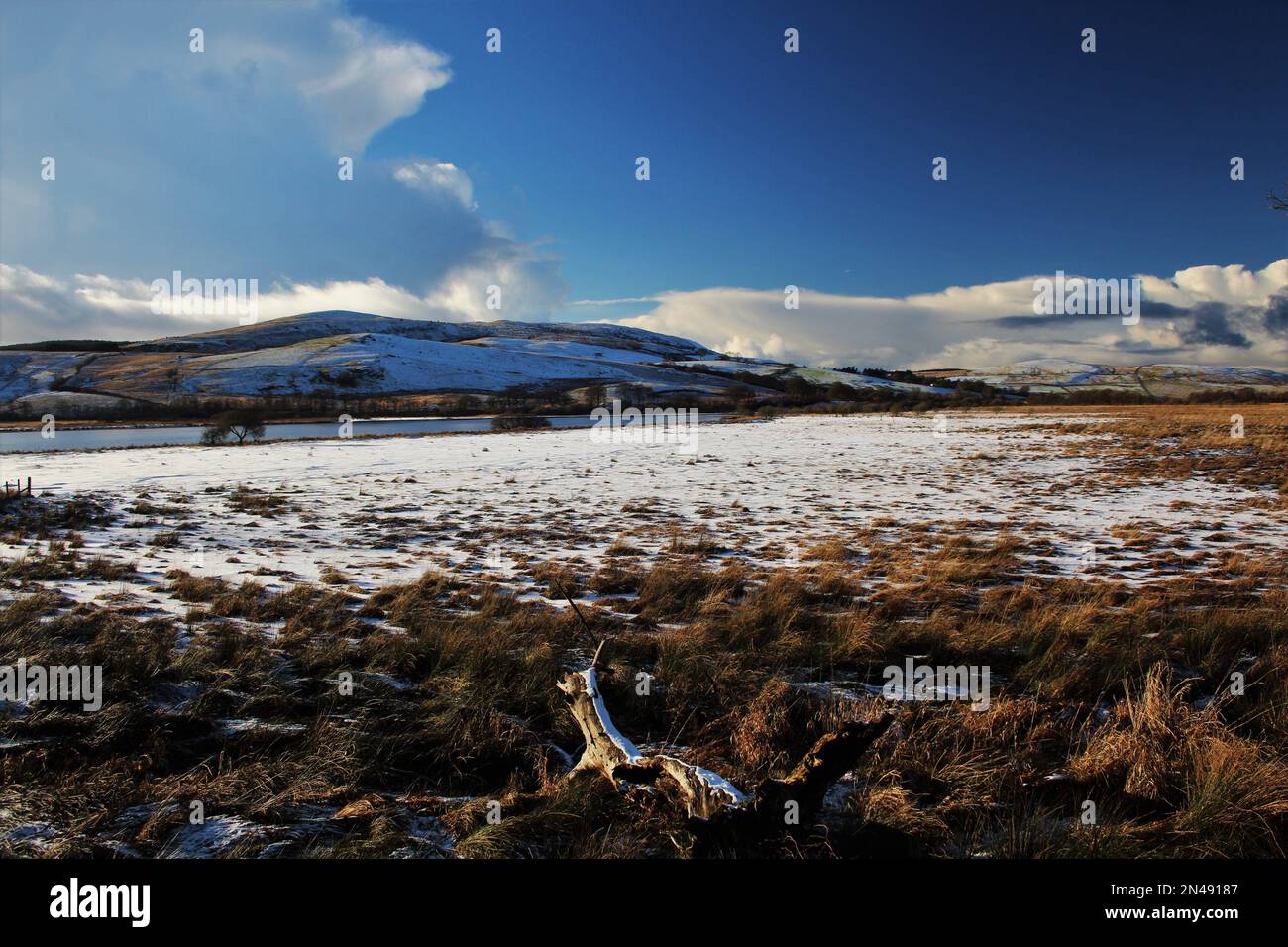 Doon valley hi-res stock photography and images - Alamy