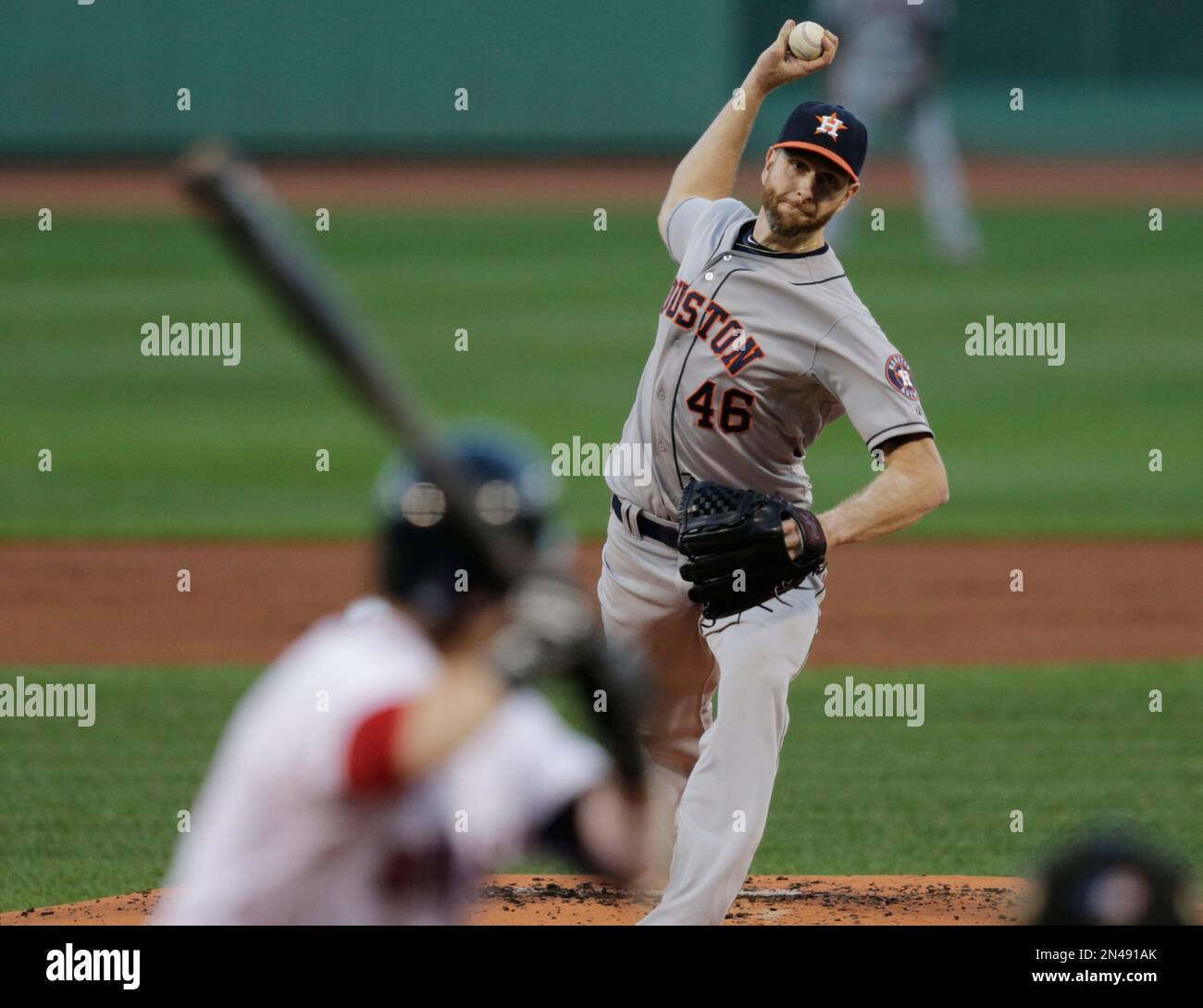 Houston Astros starting pitcher Scott Feldman delivers to the Boston ...